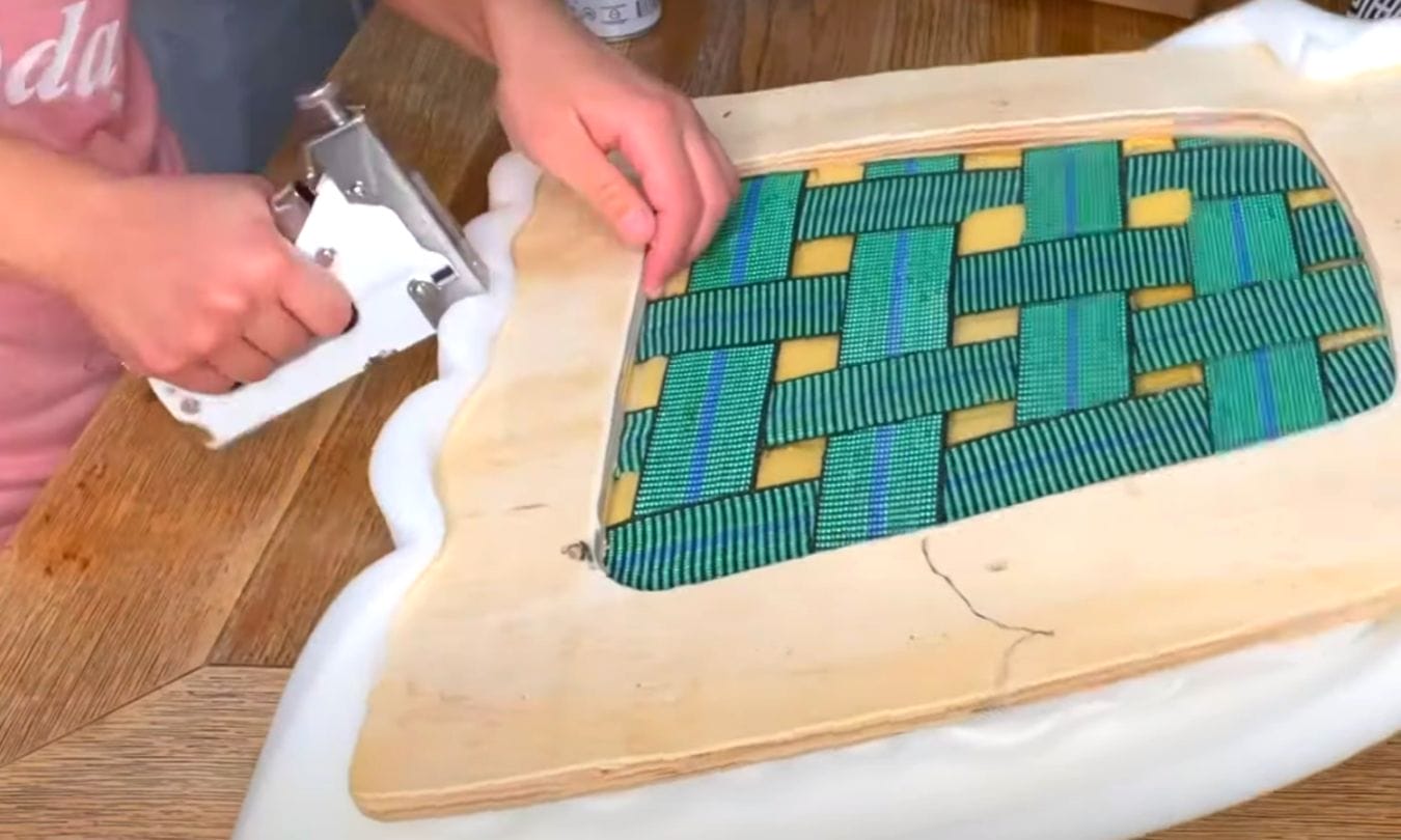 Cómo tapizar una silla en cinco minutos paso a paso